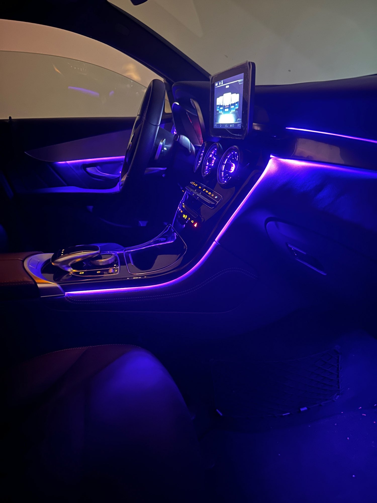 Mercedes-Benz GLC | X253 | Ambient Lighting Kit– Vehicle Multimedia Systems